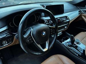 Zils BMW 520 2018 Utena, ar dzinēja tilpumu 2.00 L un nobraukumu 266 tūkst. km par 13450 €, foto 20 vietnē AUTOMOTO.COM.LV