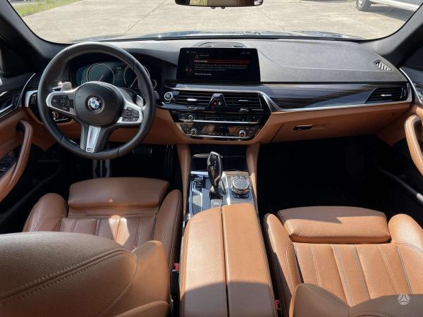 Zils BMW 520 2018 Viļņa, ar dzinēja tilpumu 2.00 L un nobraukumu 244 tūkst. km par 17500 €, foto 9 vietnē AUTOMOTO.COM.LV