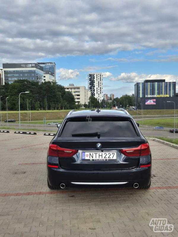 Blue BMW 520 2018 in Vilnius, with an engine capacity of 2.00 L and mileage of 213 thousand km for 18844 €, photo 5 on AUTOMOTO.COM.LV