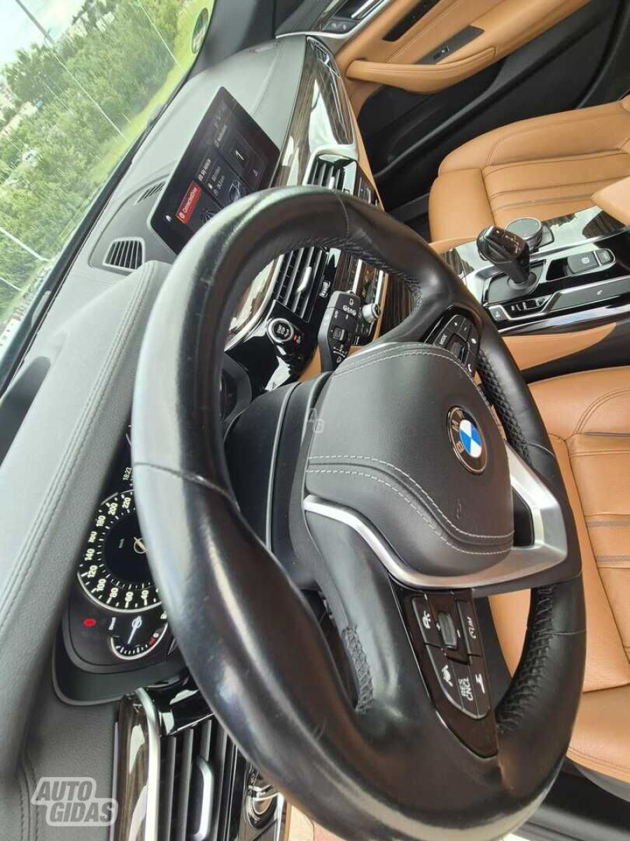 Zils BMW 520 2018 Viļņa, ar dzinēja tilpumu 2.00 L un nobraukumu 213 tūkst. km par 18999 €, foto 14 vietnē AUTOMOTO.COM.LV