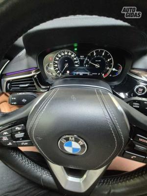 Zils BMW 520 2018 Viļņa, ar dzinēja tilpumu 2.00 L un nobraukumu 213 tūkst. km par 18999 €, foto 23 vietnē AUTOMOTO.COM.LV