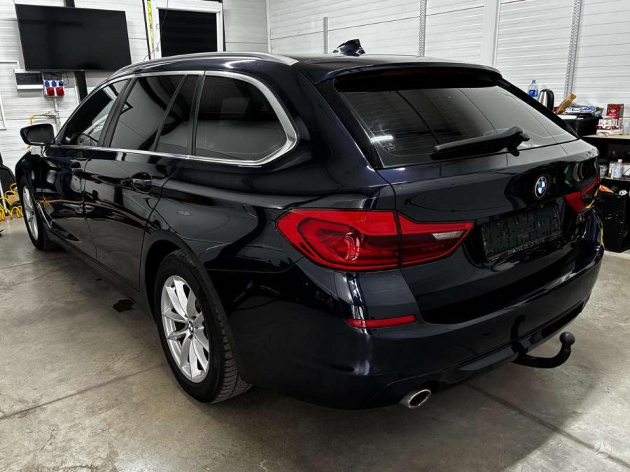 Zils BMW 520 2018 Utena, ar dzinēja tilpumu 2.00 L un nobraukumu 266 tūkst. km par 13200 €, foto 4 vietnē AUTOMOTO.COM.LV