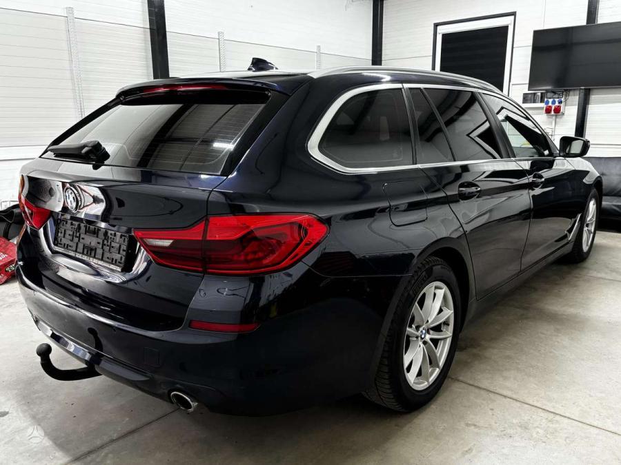 Zils BMW 520 2018 Utena, ar dzinēja tilpumu 2.00 L un nobraukumu 266 tūkst. km par 13200 €, foto 5 vietnē AUTOMOTO.COM.LV