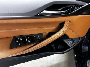 Zils BMW 520 2018 Utena, ar dzinēja tilpumu 2.00 L un nobraukumu 266 tūkst. km par 13200 €, foto 7 vietnē AUTOMOTO.COM.LV