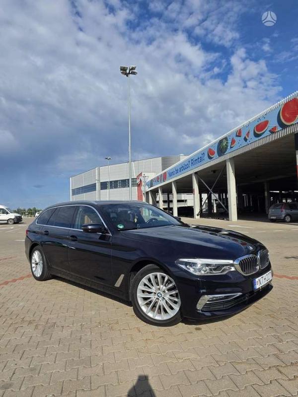 Blue BMW 520 2018 in Vilnius, with an engine capacity of 2.00 L and mileage of 215 thousand km for 17999 €, photo 1 on AUTOMOTO.COM.LV