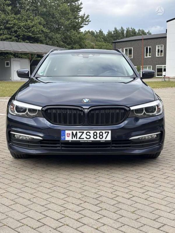 БМВ 520 2018 в Вильнюс на AUTOMOTO.COM.LV Синий БМВ 520 2018 в Вильнюс, объемом двигателя 2.00 л и пробегом 245 тыс. км за 14000 €, фото 4 на AUTOMOTO.COM.LV
