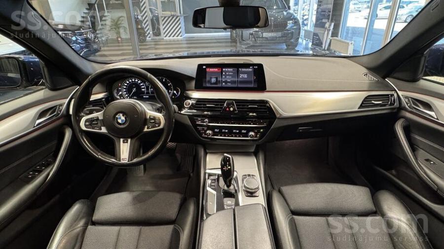Zils BMW 520 2019 Rīga, ar dzinēja tilpumu 2.00 L un nobraukumu 249 tūkst. km par 16990 €, foto 15 vietnē AUTOMOTO.COM.LV