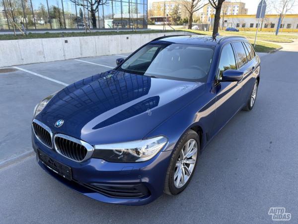 Blue BMW 520 2019 in Kaunas, with an engine capacity of 2.00 L and mileage of 301 thousand km for 13850 €, photo 4 on AUTOMOTO.COM.LV