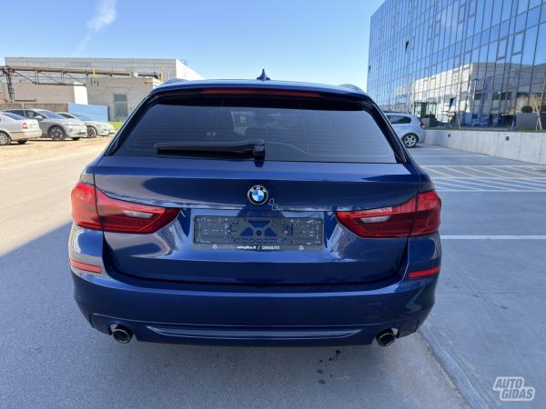 Blue BMW 520 2019 in Kaunas, with an engine capacity of 2.00 L and mileage of 301 thousand km for 13850 €, photo 9 on AUTOMOTO.COM.LV