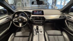 Zils BMW 520 2019 Rīga, ar dzinēja tilpumu 2.00 L un nobraukumu 249 tūkst. km par 15990 €, foto 14 vietnē AUTOMOTO.COM.LV