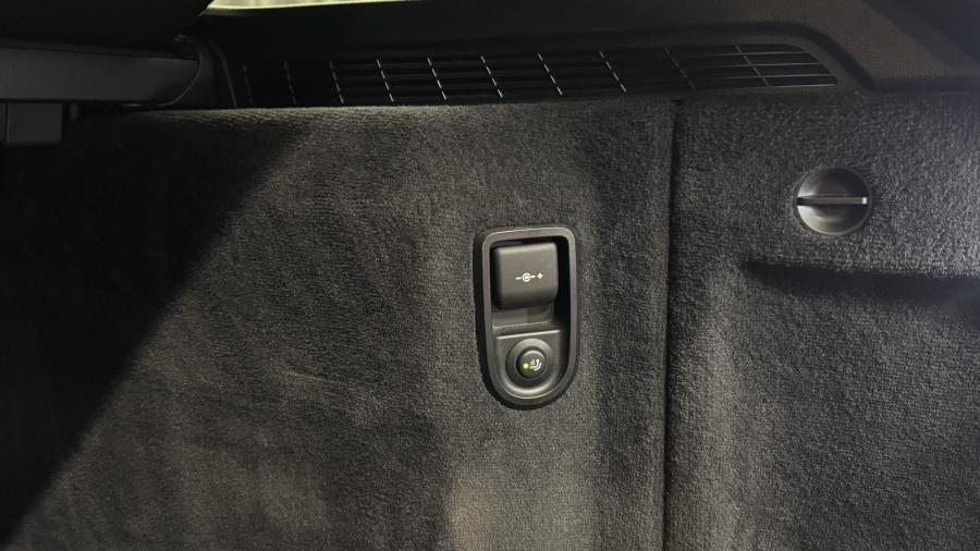 Zils BMW 520 2019 Rīga, ar dzinēja tilpumu 2.00 L un nobraukumu 249 tūkst. km par 15990 €, foto 16 vietnē AUTOMOTO.COM.LV