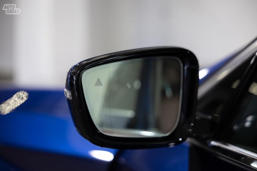 Blue BMW 520 2019 in Vilnius, with an engine capacity of 2.00 L and mileage of 217 thousand km for 19771 €, photo 8 on AUTOMOTO.COM.LV