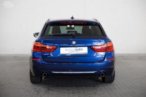 Blue BMW 520 2019 in Vilnius, with an engine capacity of 2.00 L and mileage of 217 thousand km for 19771 €, photo 12 on AUTOMOTO.COM.LV