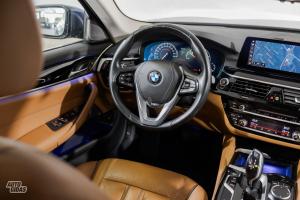 Blue BMW 520 2019 in Vilnius, with an engine capacity of 2.00 L and mileage of 217 thousand km for 19771 €, photo 23 on AUTOMOTO.COM.LV