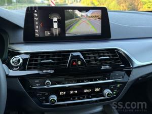 Zils BMW 520 2019 Rīga, ar dzinēja tilpumu 2.00 L un nobraukumu 176 tūkst. km par 19900 €, foto 18 vietnē AUTOMOTO.COM.LV
