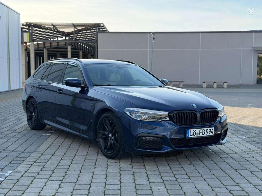 Blue BMW 520 2019 in Raseiniai, with an engine capacity of 2.00 L and mileage of 198 thousand km for 18000 €, photo 4 on AUTOMOTO.COM.LV