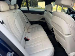 Blue BMW 520 2019 in Raseiniai, with an engine capacity of 2.00 L and mileage of 198 thousand km for 18000 €, photo 16 on AUTOMOTO.COM.LV