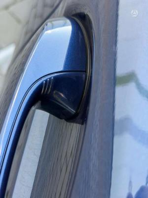 Blue BMW 520 2019 in Raseiniai, with an engine capacity of 2.00 L and mileage of 198 thousand km for 18000 €, photo 33 on AUTOMOTO.COM.LV