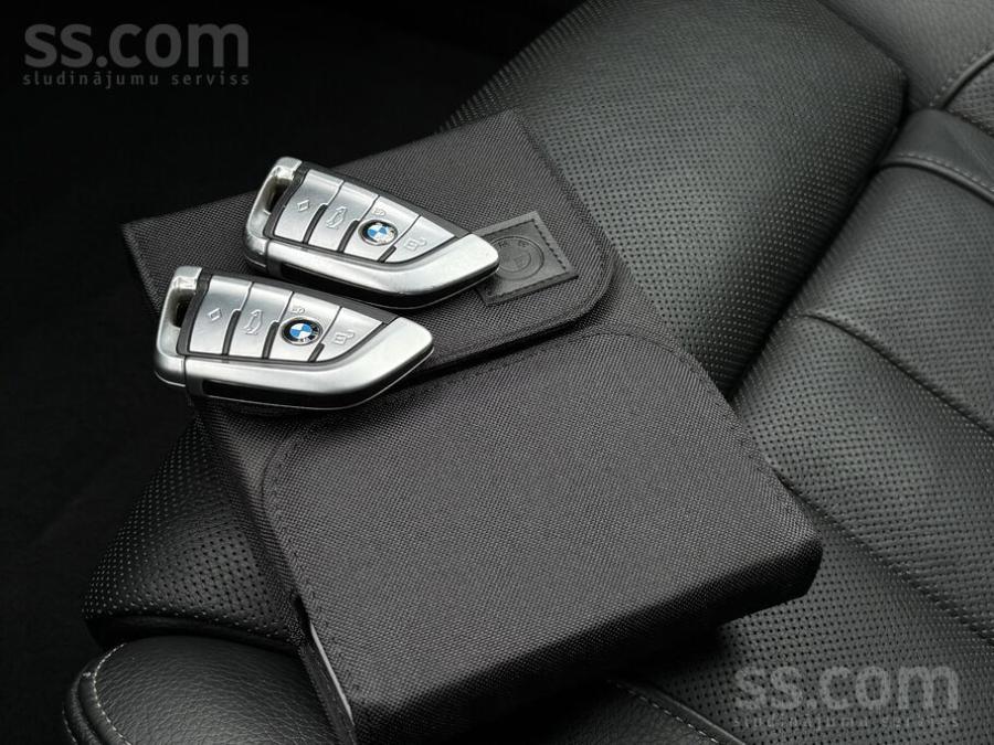 Blue BMW 520 2019 in Jurmala, with an engine capacity of 2.00 L and mileage of 0 thousand km for 17900 €, photo 35 on AUTOMOTO.COM.LV