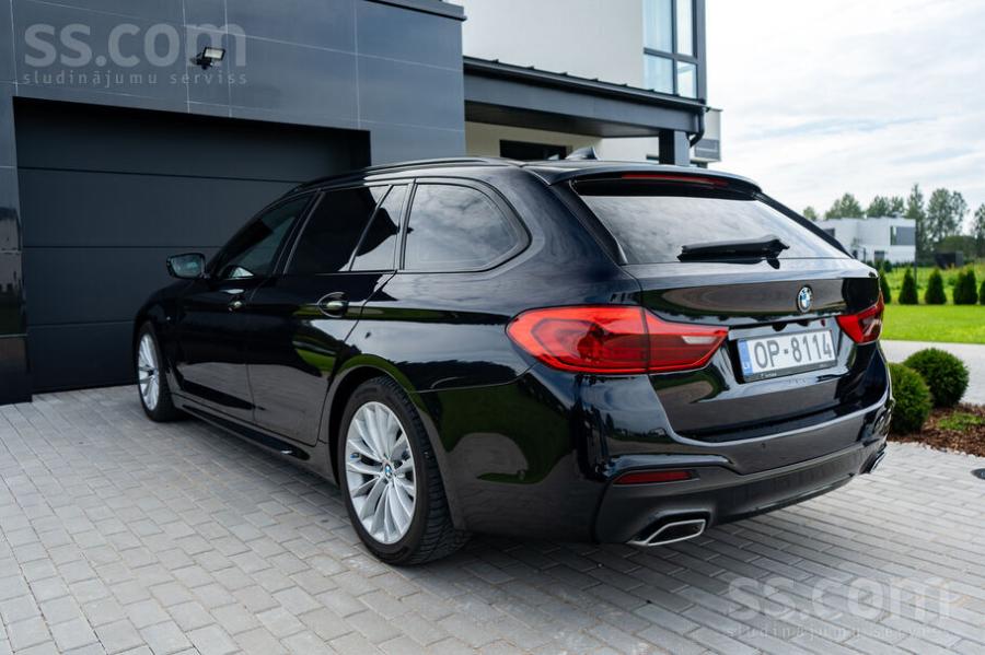 Blue BMW 520 2019 in Riga, with an engine capacity of 2.00 L and mileage of 178 thousand km for 16000 €, photo 3 on AUTOMOTO.COM.LV