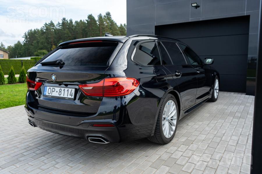 Blue BMW 520 2019 in Riga, with an engine capacity of 2.00 L and mileage of 178 thousand km for 16000 €, photo 5 on AUTOMOTO.COM.LV