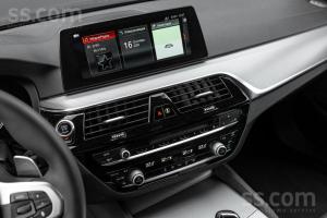 Blue BMW 520 2019 in Riga, with an engine capacity of 2.00 L and mileage of 178 thousand km for 16000 €, photo 13 on AUTOMOTO.COM.LV