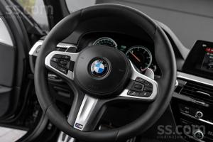 Blue BMW 520 2019 in Riga, with an engine capacity of 2.00 L and mileage of 178 thousand km for 16000 €, photo 14 on AUTOMOTO.COM.LV