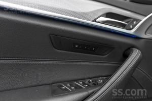 Blue BMW 520 2019 in Riga, with an engine capacity of 2.00 L and mileage of 178 thousand km for 16000 €, photo 17 on AUTOMOTO.COM.LV