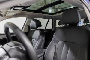 Blue BMW 520 2020 in Vilnius, with an engine capacity of 2.00 L and mileage of 155 thousand km for 29991 €, photo 30 on AUTOMOTO.COM.LV