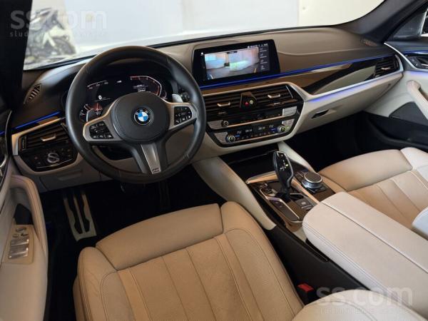Blue BMW 520 2020 in Tukums, with an engine capacity of 2.00 L and mileage of 225 thousand km for 21500 €, photo 6 on AUTOMOTO.COM.LV