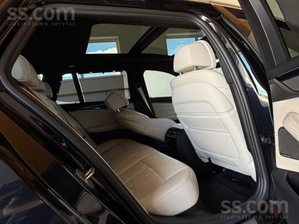 Blue BMW 520 2020 in Tukums, with an engine capacity of 2.00 L and mileage of 225 thousand km for 21500 €, photo 10 on AUTOMOTO.COM.LV