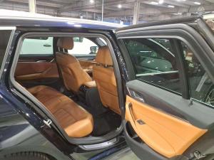 Blue BMW 520 2021 in Vilnius, with an engine capacity of 2.00 L and mileage of 128 thousand km for 29390 €, photo 9 on AUTOMOTO.COM.LV