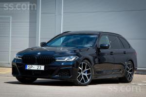 Zils BMW 520 2022 Rīga, ar dzinēja tilpumu 2.00 L un nobraukumu 94 tūkst. km par 35900 €, foto  vietnē AUTOMOTO.COM.LV