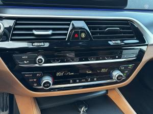 Blue BMW 520 2022 in Utena, with an engine capacity of 2.00 L and mileage of 300 thousand km for 15500 €, photo 18 on AUTOMOTO.COM.LV