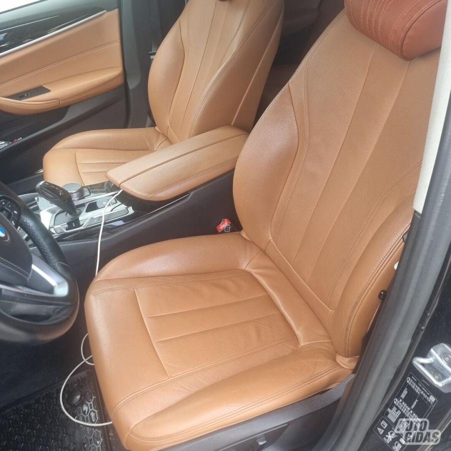 Brown BMW 520 2018 in Vilnius, with an engine capacity of 2.00 L and mileage of 225 thousand km for 16200 €, photo 15 on AUTOMOTO.COM.LV
