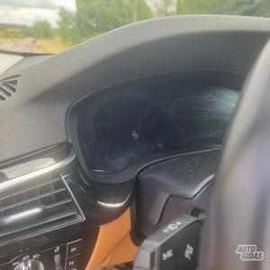 Brown BMW 520 2018 in Vilnius, with an engine capacity of 2.00 L and mileage of 225 thousand km for 16200 €, photo 17 on AUTOMOTO.COM.LV