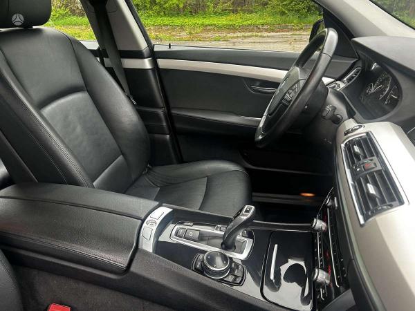 Brown BMW 520 2014 in Utena, with an engine capacity of 2.00 L and mileage of 250 thousand km for 12200 €, photo 9 on AUTOMOTO.COM.LV