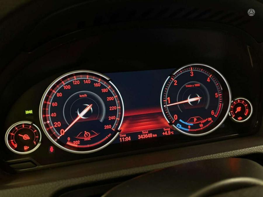 Brown BMW 520 2014 in Marijampole, with an engine capacity of 2.00 L and mileage of 344 thousand km for 10750 €, photo 4 on AUTOMOTO.COM.LV