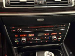Brown BMW 520 2014 in Marijampole, with an engine capacity of 2.00 L and mileage of 344 thousand km for 10750 €, photo 7 on AUTOMOTO.COM.LV