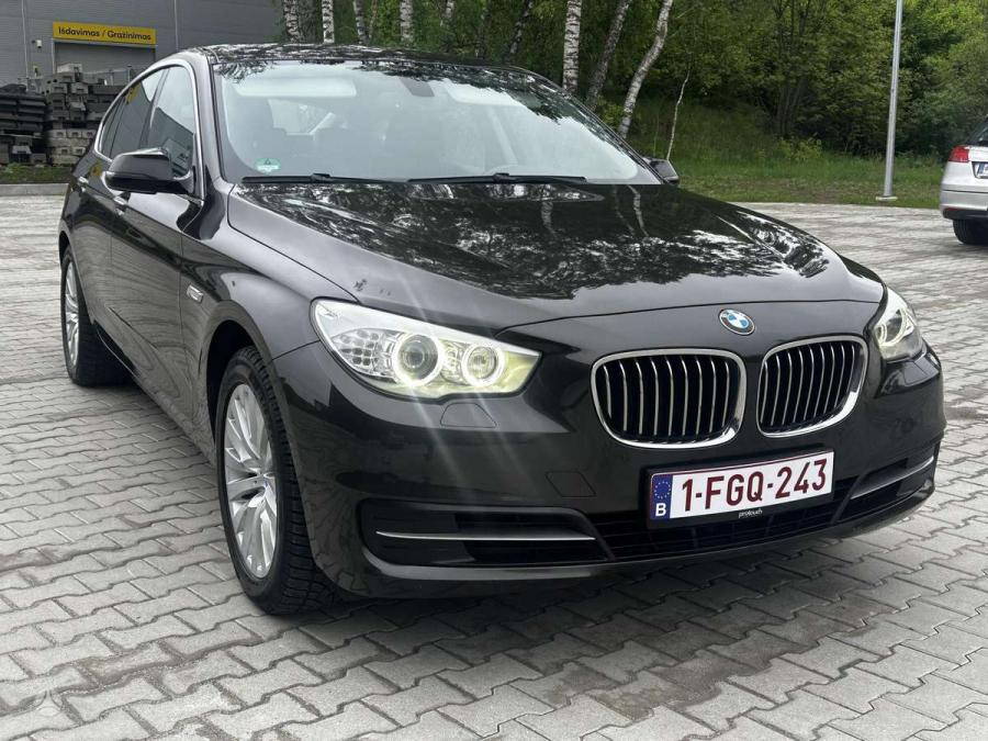 Brown BMW 520 2014 in Utena, with an engine capacity of 2.00 L and mileage of 251 thousand km for 11999 €, photo 1 on AUTOMOTO.COM.LV