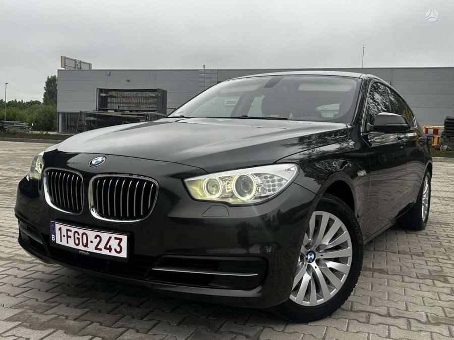 Brown BMW 520 2014 in Utena, with an engine capacity of 2.00 L and mileage of 251 thousand km for 11999 €, photo 9 on AUTOMOTO.COM.LV