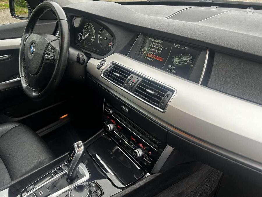 Brown BMW 520 2014 in Utena, with an engine capacity of 2.00 L and mileage of 251 thousand km for 11999 €, photo 13 on AUTOMOTO.COM.LV