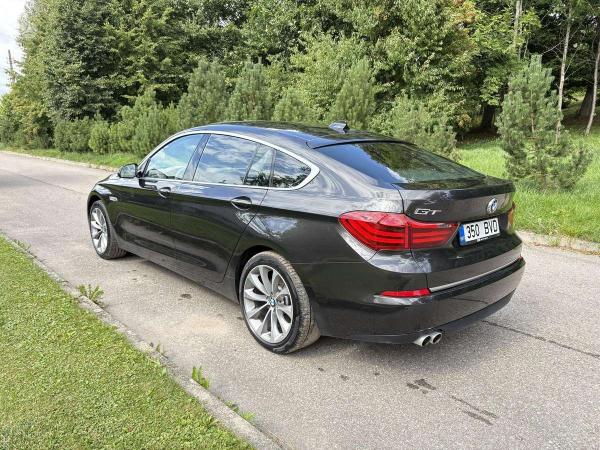 Brown BMW 520 2014 in Raseiniai, with an engine capacity of 2.00 L and mileage of 244 thousand km for 6200 €, photo 4 on AUTOMOTO.COM.LV