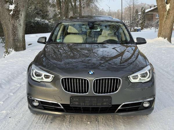Brown BMW 520 2015 in Prienai, with an engine capacity of 2.00 L and mileage of 220 thousand km for 15700 €, photo 3 on AUTOMOTO.COM.LV