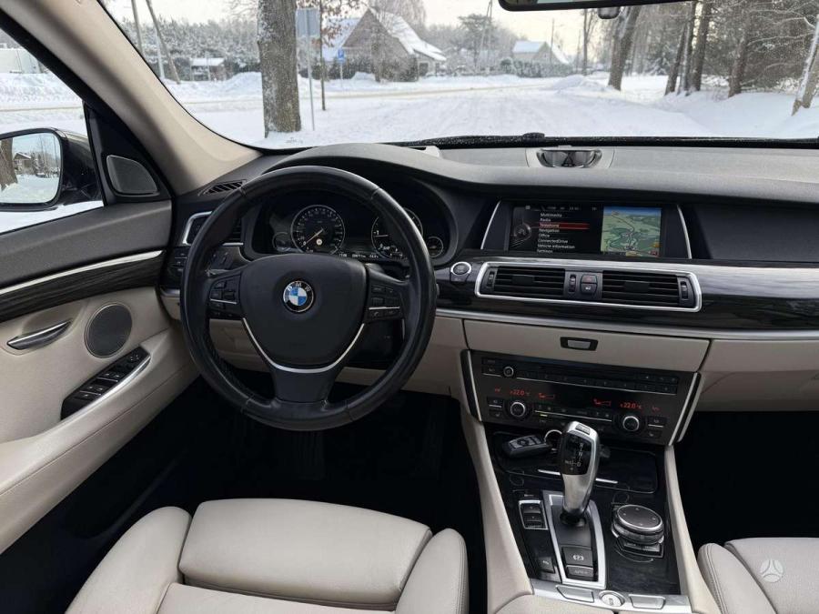 Brūns BMW 520 2015 Prienai, ar dzinēja tilpumu 2.00 L un nobraukumu 220 tūkst. km par 15700 €, foto 25 vietnē AUTOMOTO.COM.LV
