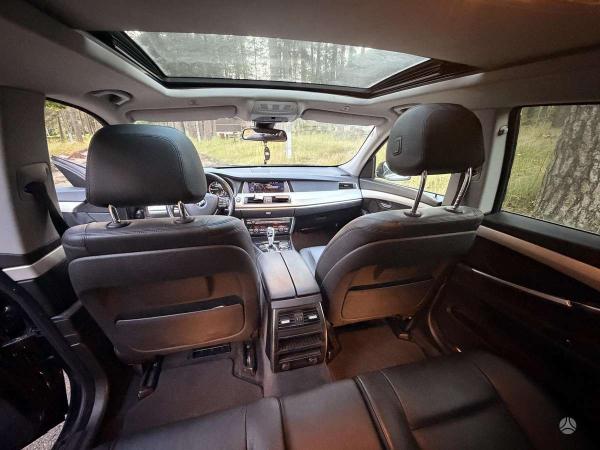 Brown BMW 520 2015 in Ignalina, with an engine capacity of 2.00 L and mileage of 280 thousand km for 14800 €, photo 6 on AUTOMOTO.COM.LV