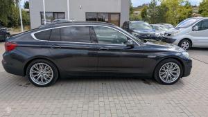 Brown BMW 520 2014 in Utena, with an engine capacity of 2.00 L and mileage of 290 thousand km for 9850 €, photo 6 on AUTOMOTO.COM.LV