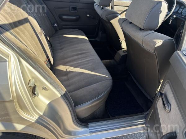 Brown BMW 520 1984 in Jurmala, with an engine capacity of 2.00 L and mileage of 231 thousand km for 12500 €, photo 9 on AUTOMOTO.COM.LV