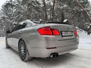 Brown BMW 520 2010 in Kaunas, with an engine capacity of 2.00 L and mileage of 274 thousand km for 7500 €, photo 15 on AUTOMOTO.COM.LV