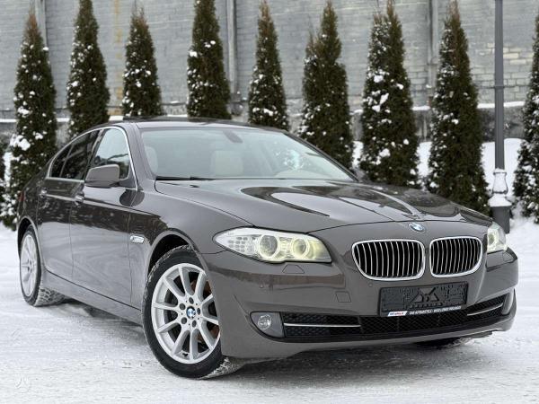 Brown BMW 520 2010 in Siauliai, with an engine capacity of 2.00 L and mileage of 240 thousand km for 9950 €, photo 1 on AUTOMOTO.COM.LV